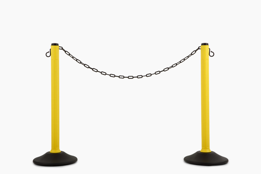 US Weight ChainBoss Yellow Filled Crowd Control Plastic Stanchions Wit